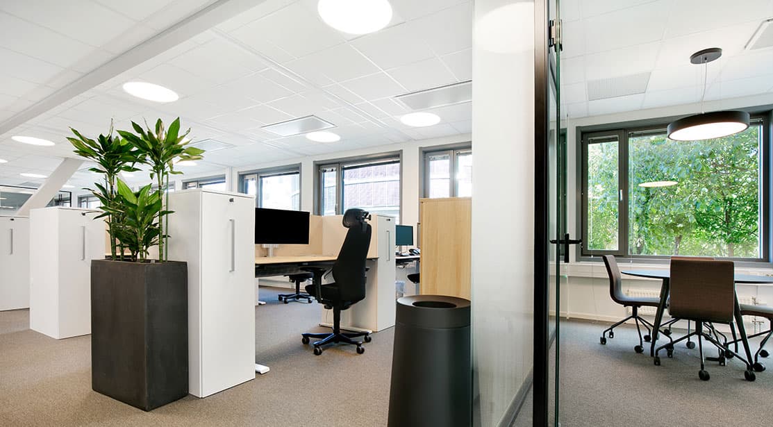 Belysning i kontor- og næringsbygg | Arro Elektro